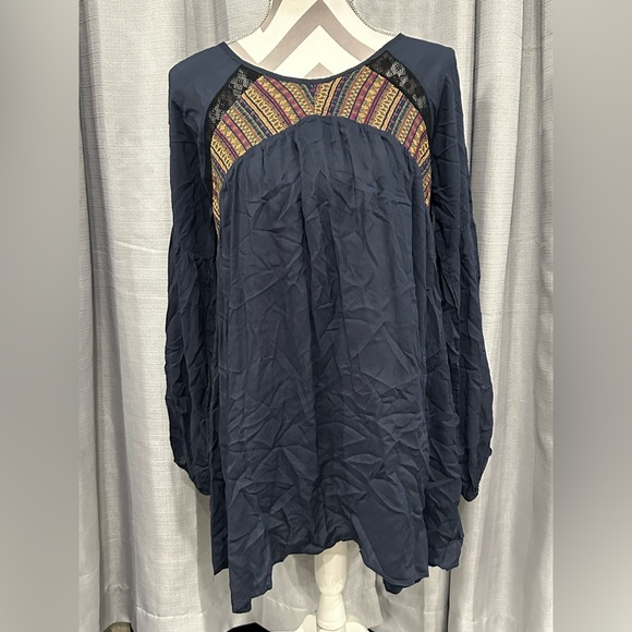 Hem & Thread | Tops | Hem And Thread Top | Poshmark